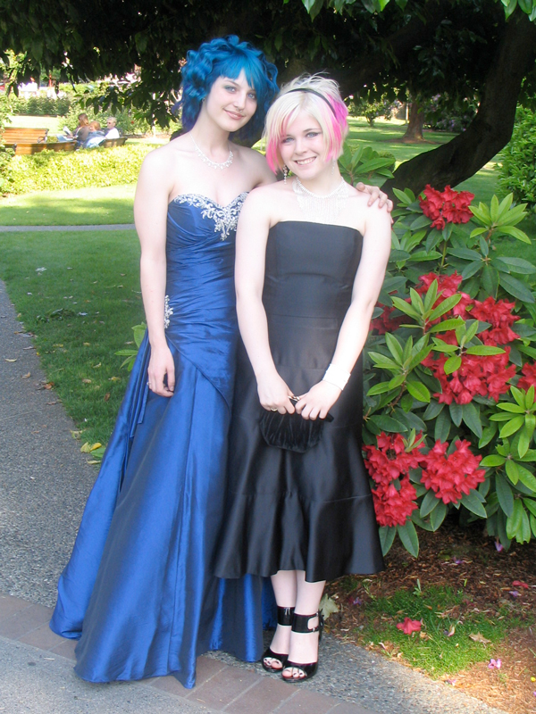 Lesbians Take Girls to Prom: We Have a Gallery For That | Autostraddle
