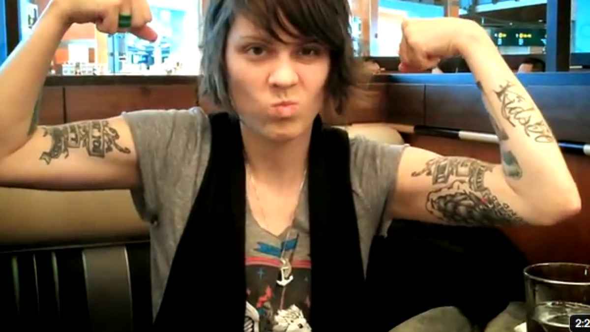 Tegan & Sara Boxed a Set: 3 Films + 1 Live Record x Our Hearts = "Get ...