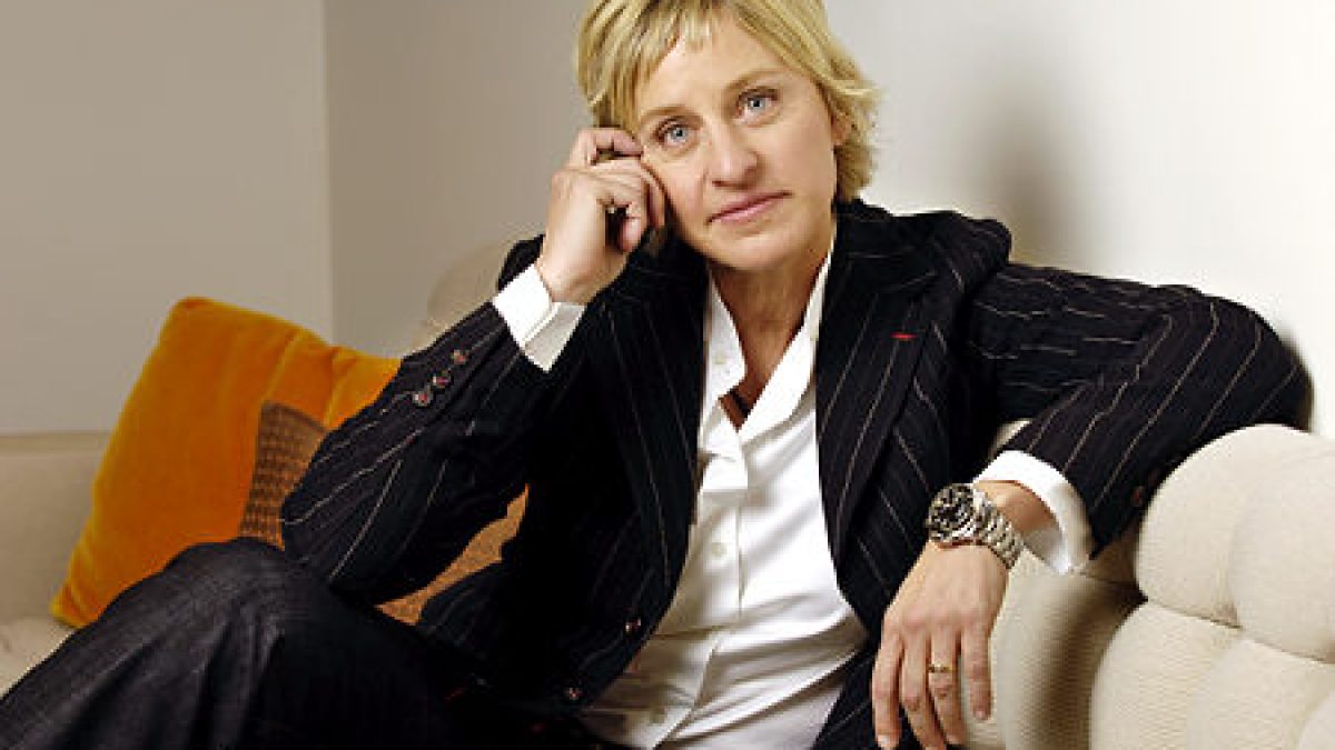 Sunday Funday Knew One Million Moms Had Nothing On Our Girl Ellen ...