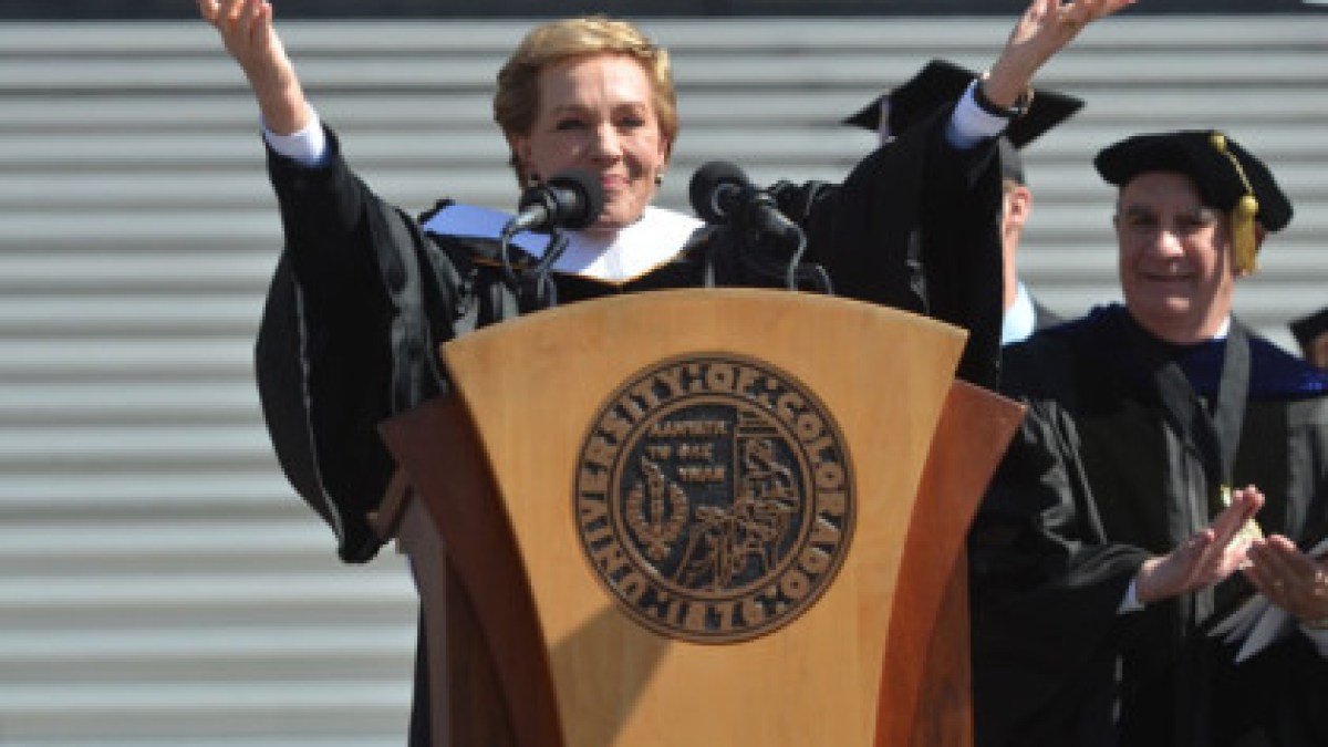 7 Graduation Happenings That Are Surprisingly Relevant To Your Queer ...