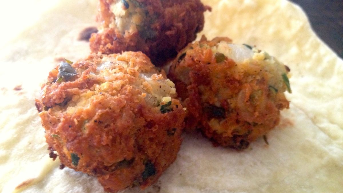 You Can Take It With You: Zucchini Pakoras | Autostraddle