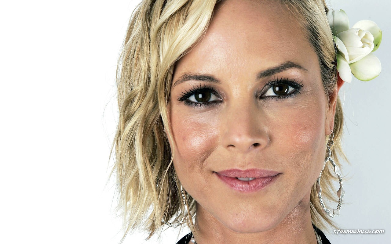 Maria Bello is Queer: Actress Reveals She's Got A Girlfriend In Best ...