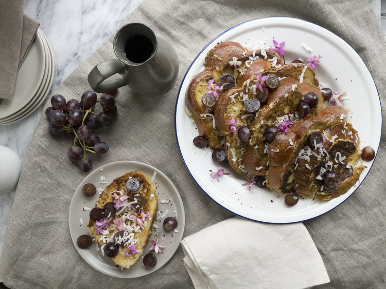 25 Ways to Make Your Kitchen Bloom: All the Edible Flower Recipes ...