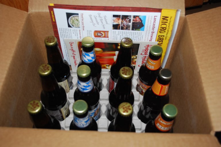 14 Best Subscription Boxes For Giving The Gifts That Keep On Giving ...
