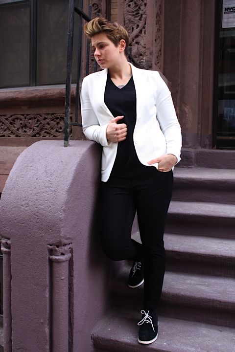 Dapper Days: How to Take on the World in A Sharp Suit of Your Own ...