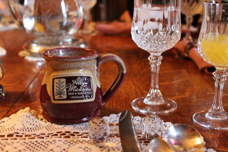 Weekenders: Allyn Mansion in Lake Geneva, Wisconsin | Autostraddle