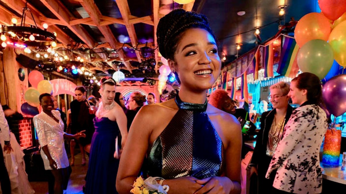 "The Bold Type" Gives Kat a New Girlfriend, an Old Girlfriend and a ...