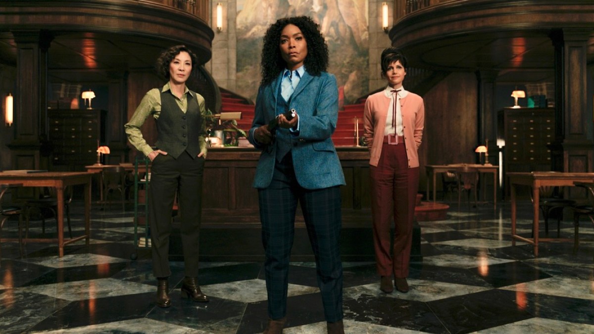 Gunpowder Milkshake Review: A Neo-Noir Tooth Ache | Autostraddle