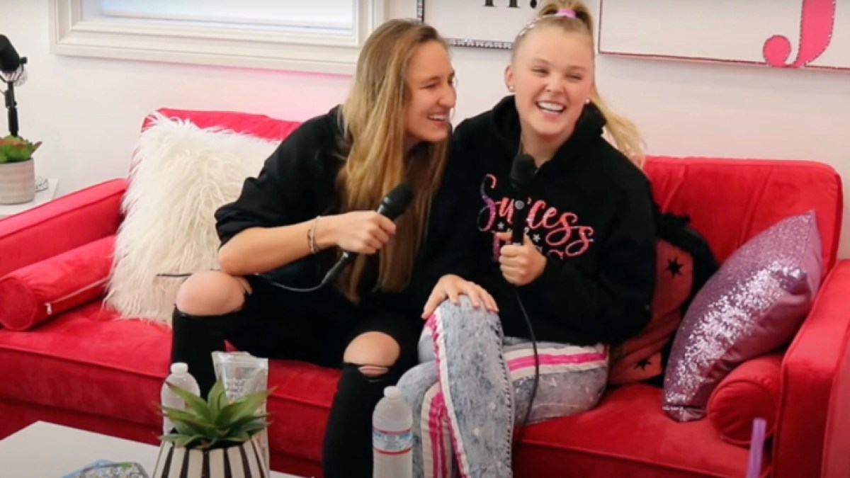 JoJo Siwa and Her Girlfriend Tell All | Autostraddle