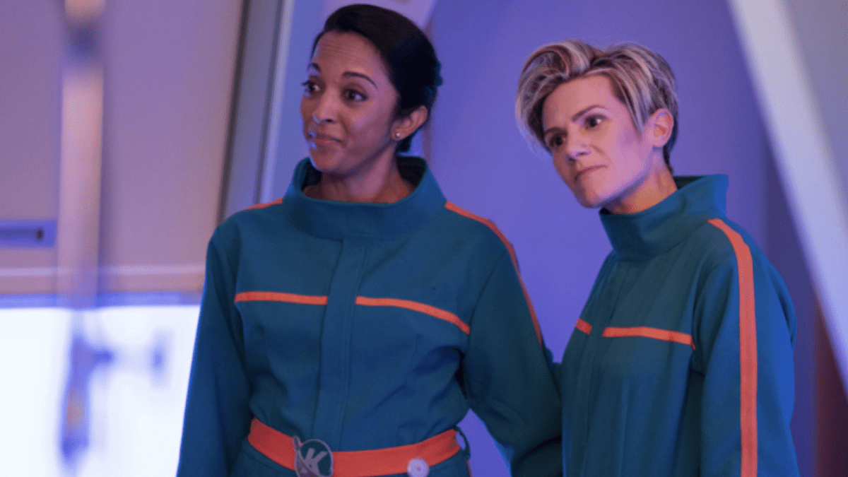 Moonshot Review: This Movie Has Space Gays, But It's Just Okay