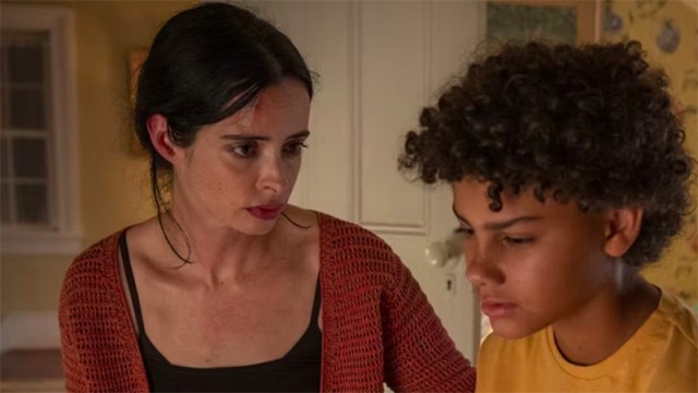 Here's Your First Peep at Krysten Ritter in "Orphan Black: Echoes"