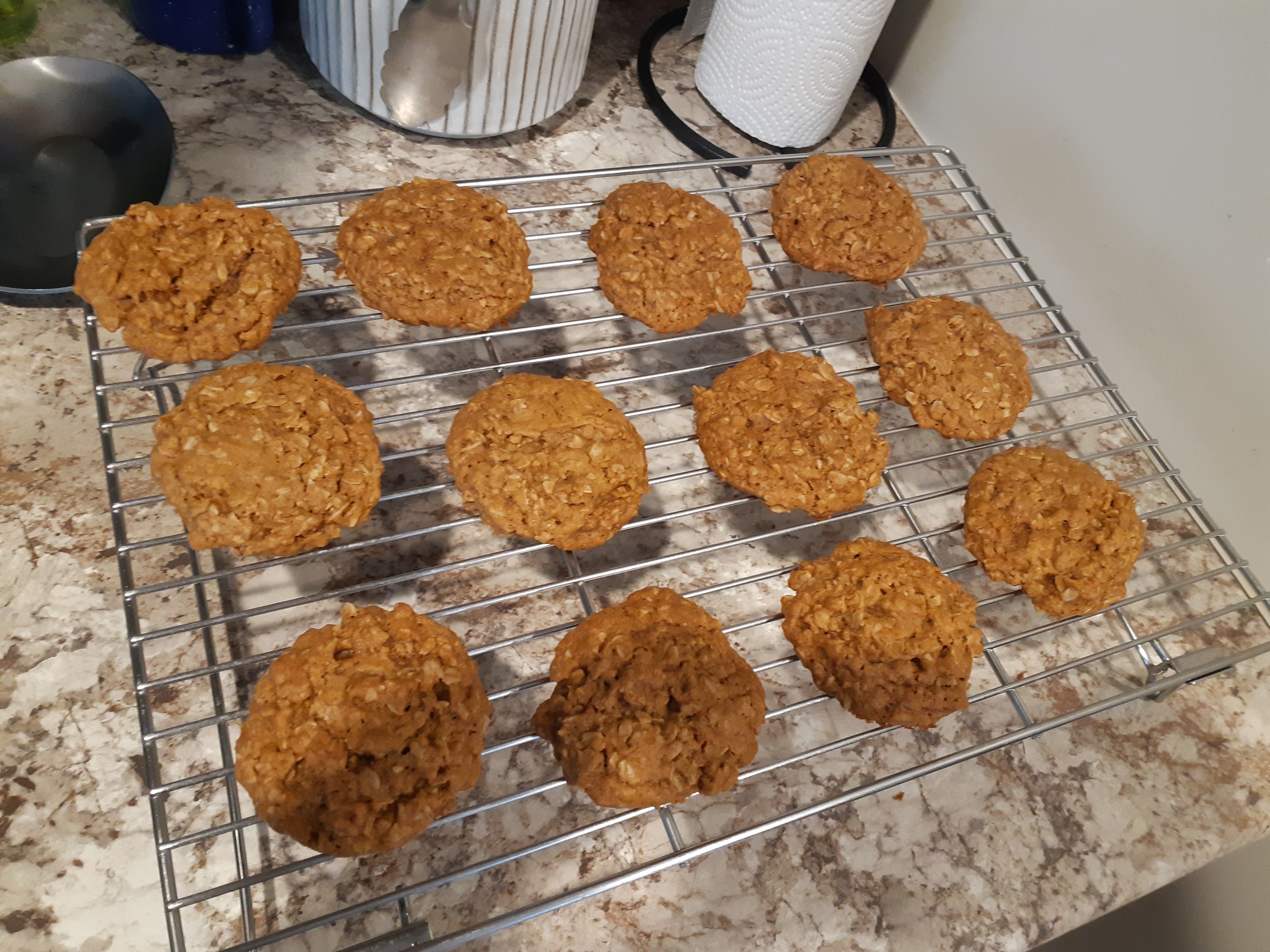 A Quest for the Perfect Gingerbread Bake for the Holigay Season