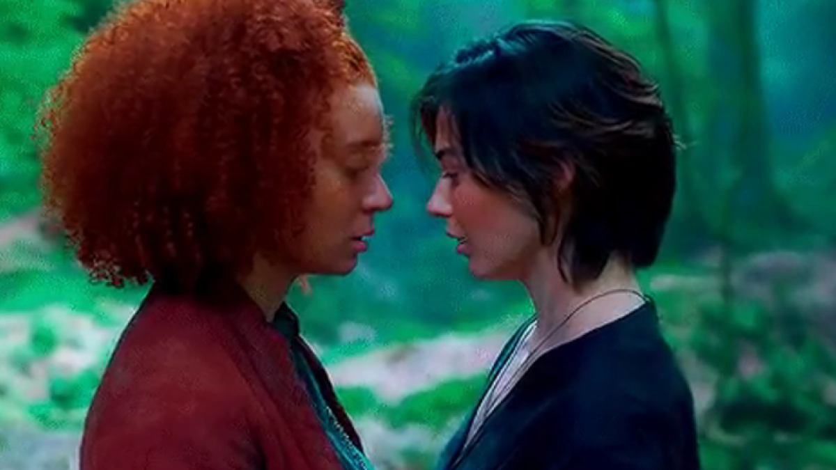 Willow's Thirsty Sword Lesbians Go Full Fan Fiction