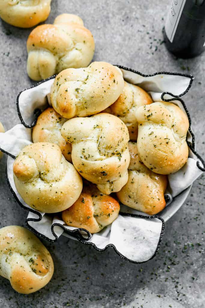 Best Garlic Recipes: 30 Different Dishes Where Garlic Is the Star