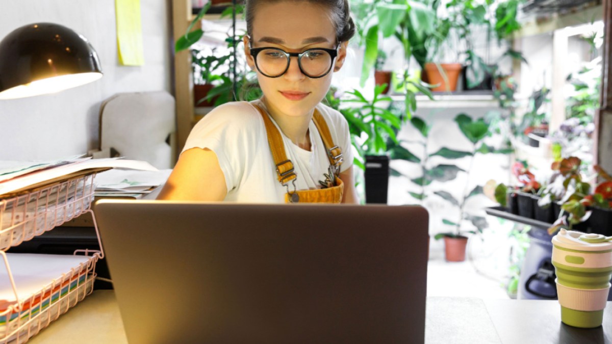 Things I Read That I Love #334: Group Chats, Polycules, Data Free ...