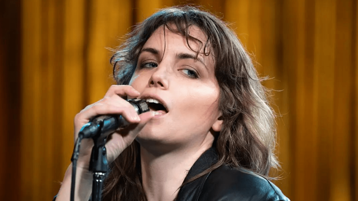 Beautiful Rebel on Netflix Is a Bad (Queer) Music Biopic | Autostraddle