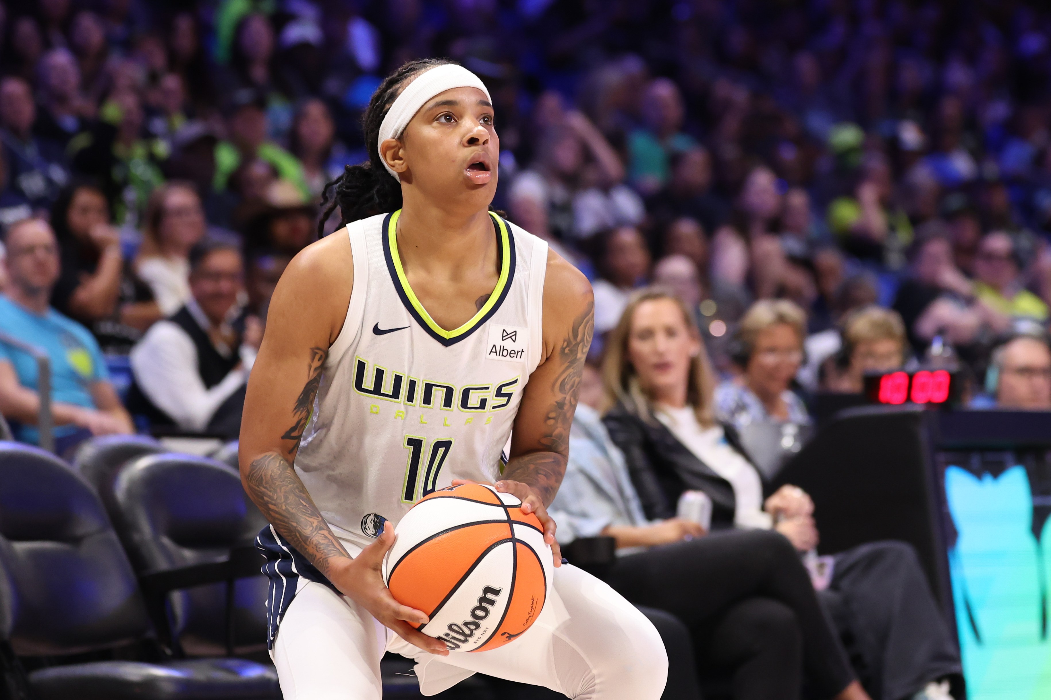 Gay Players in the WNBA? Here’s 44 on the 2025 Roster | Autostraddle